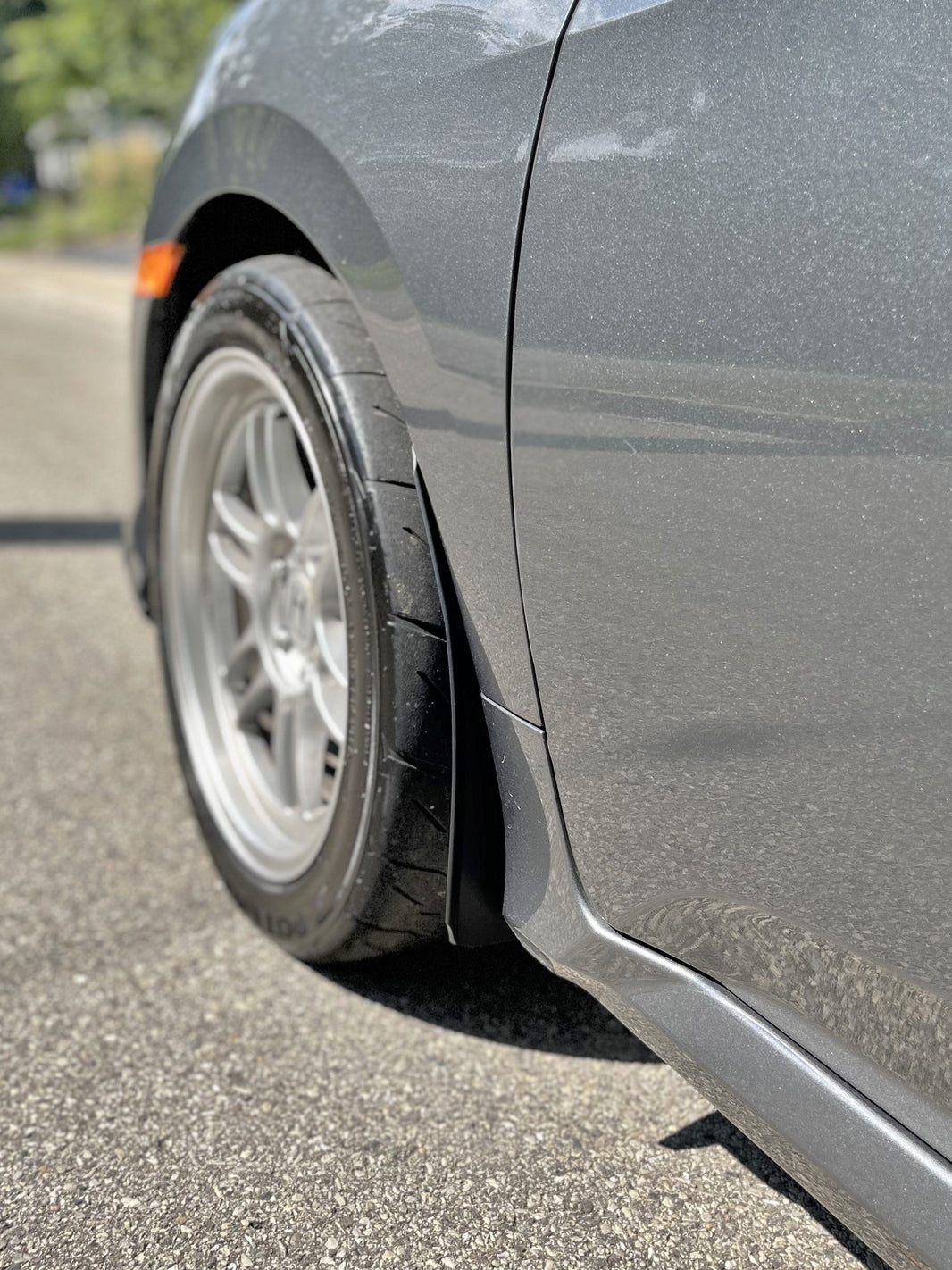 OEM+ Sleek Splash Guards by Megachip